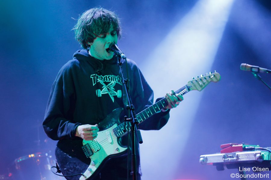 RAT BOY dévoile "Laidback", sa collaboration avec Graham Coxon (Blur)
