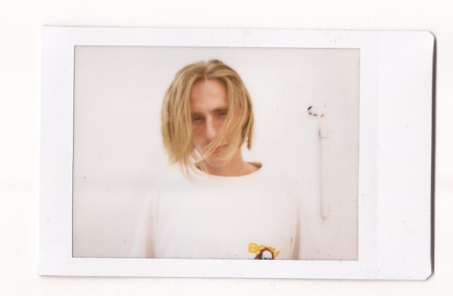 Chelou dévoile un nouveau clip