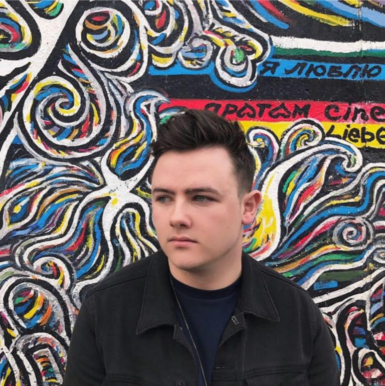 La Découverte du Dimanche : Declan J. Donovan